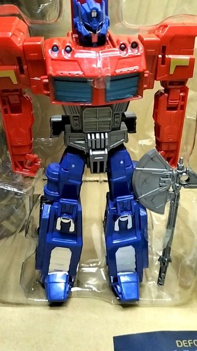 Meca Transformer Robot toys Optimus Prime Megatron and Starscream ...