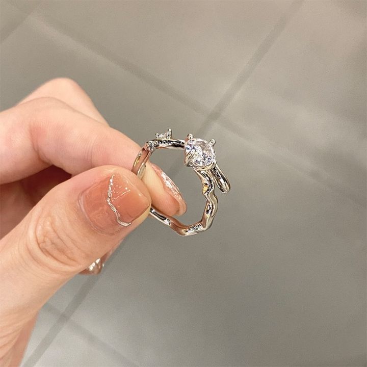 Twig ring female niche design advanced feeling light luxury woven thorn ring opening adjustable ...