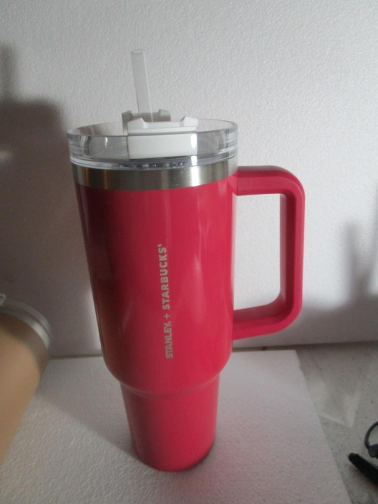 Starbucks X Stanley Philippines 2023 Berry stainless steel cup 40oz ...