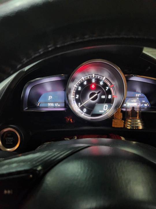 ปิดระบบ i-stop และ i-eloop ในรถ Mazda Skyactive (วิธีการและตำแหน่งที่ ...