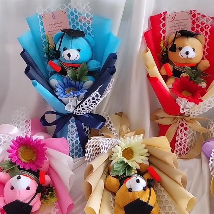 Buket Boneka Jaring hexagon, buket wisuda, buket boneka wisuda, buket ...