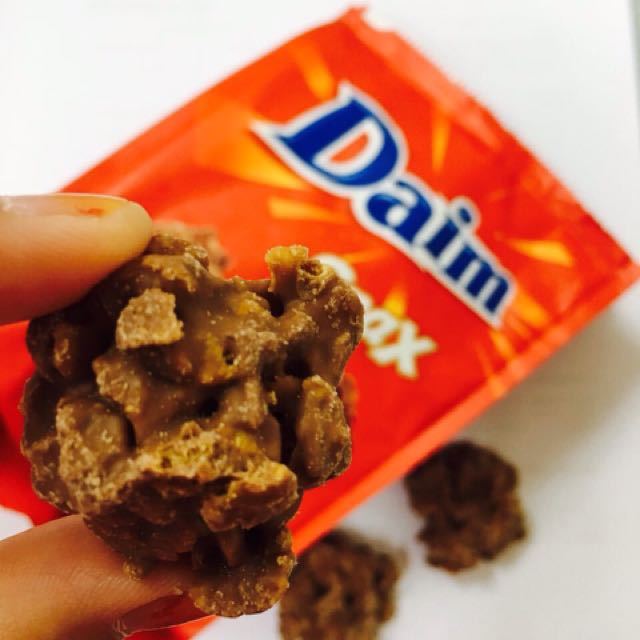 Daim snax ช๊อคโกแลตครันชี่เคลือบ คาราเมล 145กรัม BBF 22/07/24 | Lazada.co.th