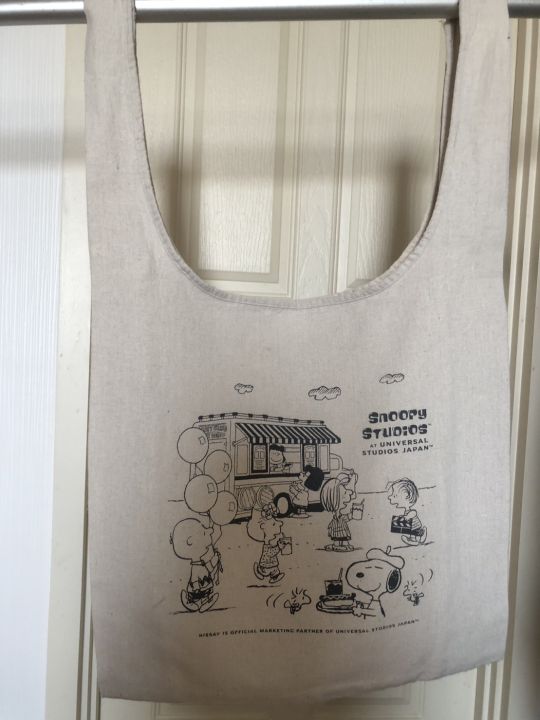 กระเป๋าผ้ามือสองญี่ปุ่น ขนาดใหญ่ ลาย Snoopy Studios at UNIVERSAL ...