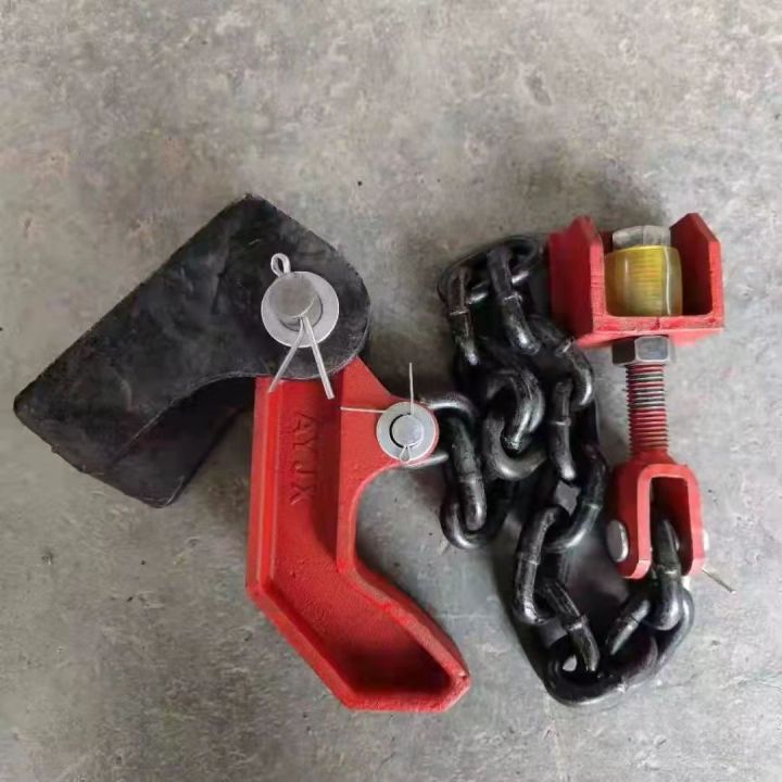 Chain-type engineering dump dump truck rear door tailboard safety hook ...