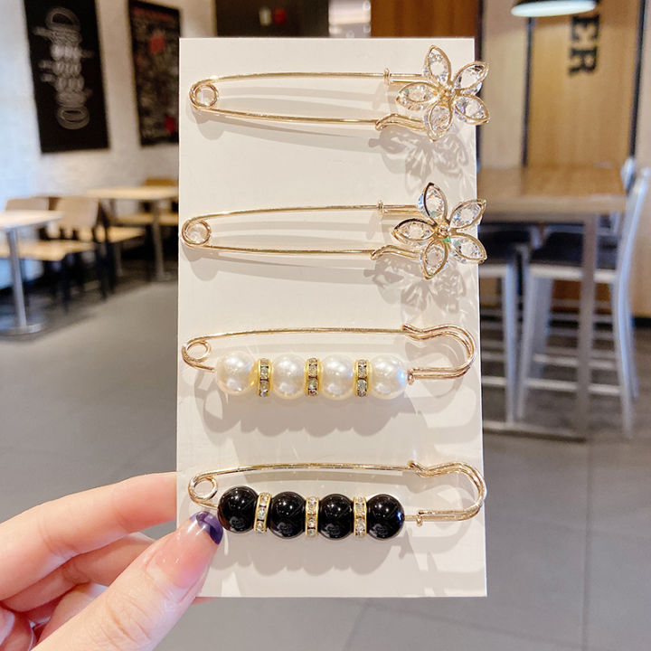 Hanni. Waistband Pin Accessories Good Quality Pearls Crystal Gold ...