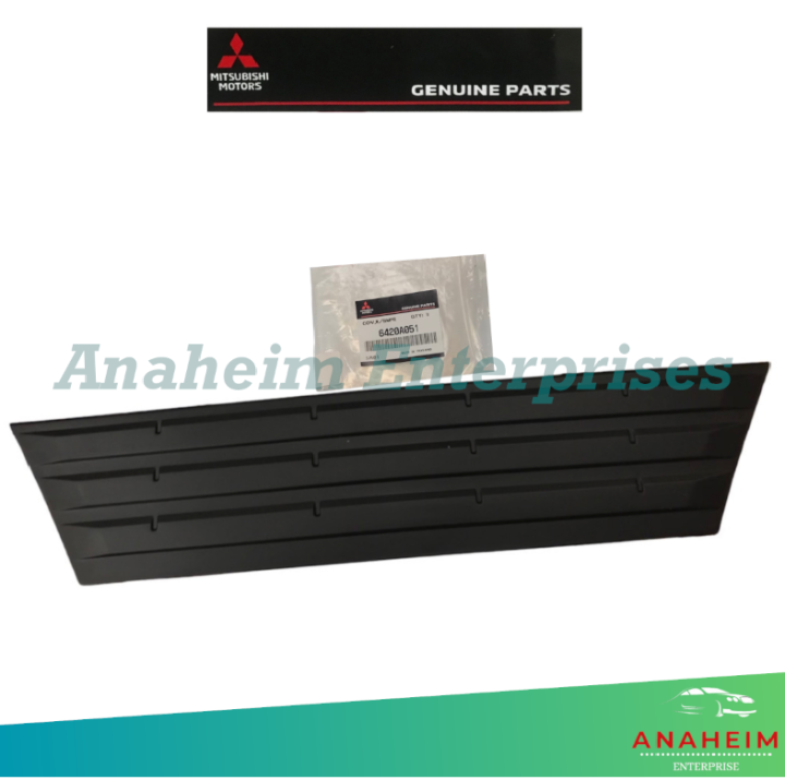 Mitsubishi L200 Triton Strada 2019 - 2023 Rear Center Bumper Cover ...