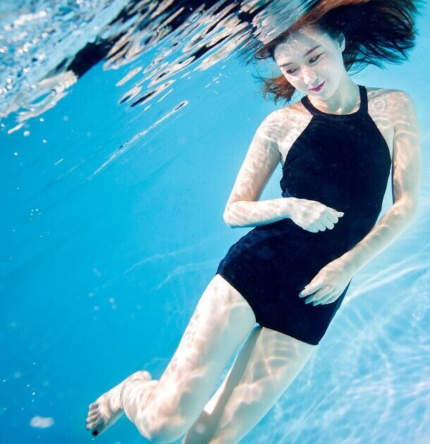 Mohan 1 Piece Swimsuit Women's Conservative Korean Style New Black ...