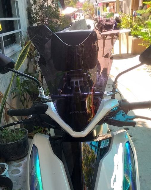 Honda Click Game Changer Windshield with Bracket | Lazada PH