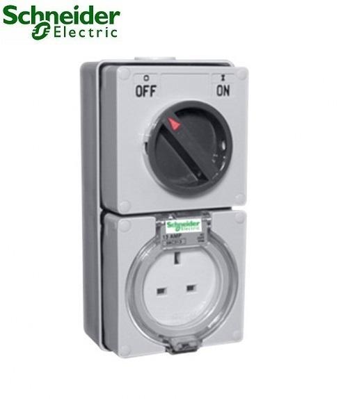 SCHNEIDER S56C313 SWITCHED SOCKET OUTLET, 250V, 13A, 3 FLAT PIN, IP66 ...