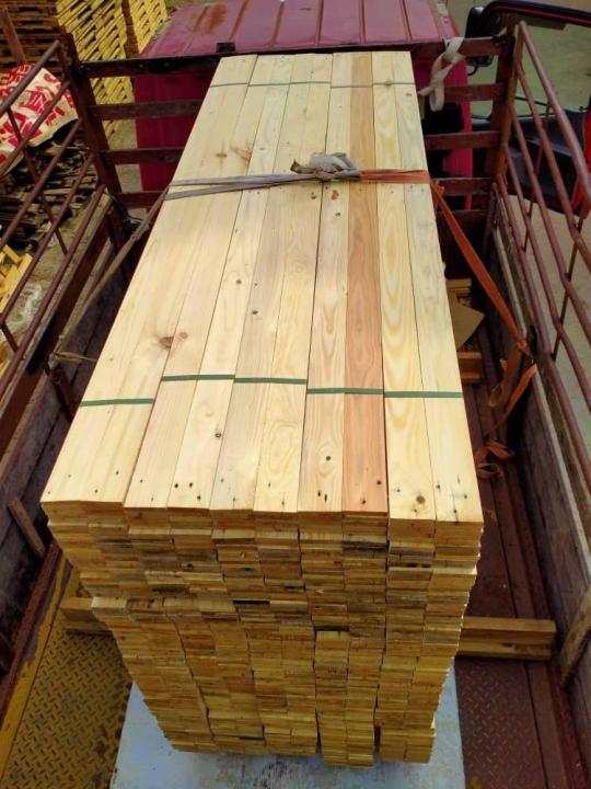 KAYU PALLET !!! Kayu Pallet Pine Siap Ketam (6kaki x 2.5inci x 0.5inci ...