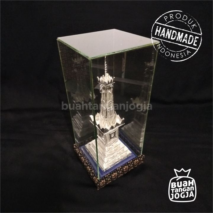 Miniatur Tugu Jogja Lapis Perak - Kerajinan Khas Kotagede Jogja ...