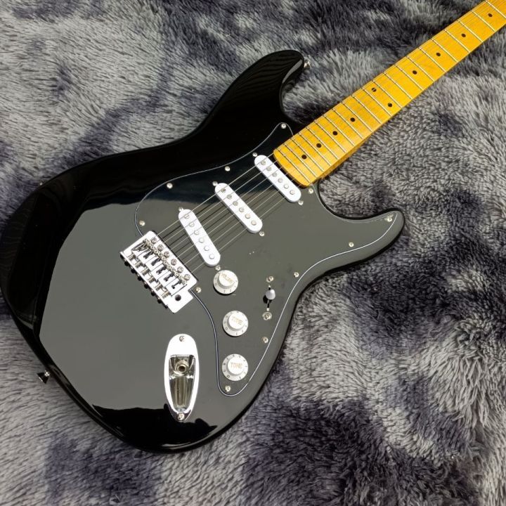 Fender Black Stratocaster กีตาร์ไฟฟ้าขายดี | Lazada.co.th