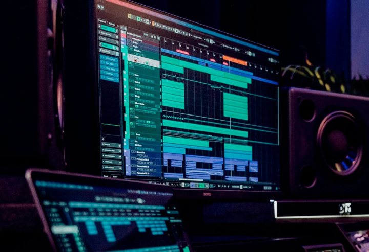 Software DAW Steinberg Cubase Pro (rekam, edit, mixing, mastering ...