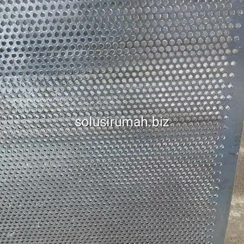 PLAT LUBANG BESI T08MM HOLE 3MM POTONGAN PER100CM PERFORATED custom ...