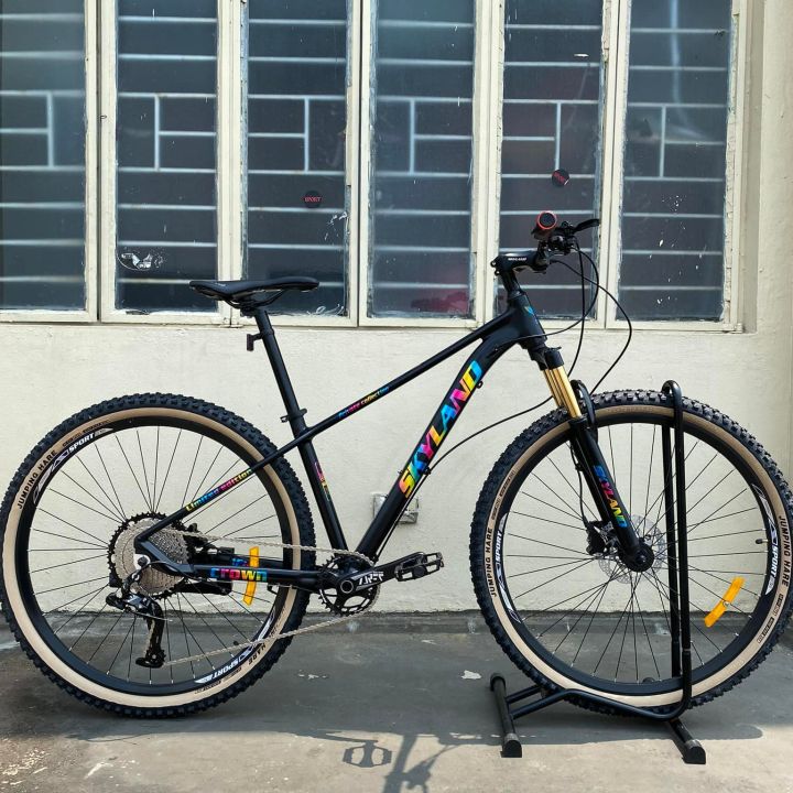 SIZE 29" SKYLAND CROWN ALLOY MOUNTAIN BIKE WITH DUAL HYDRAULIC BRAKE ...