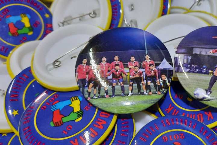 Pin Peniti Bros pin custom cetak pin custom dengan berbagai ukuran ...