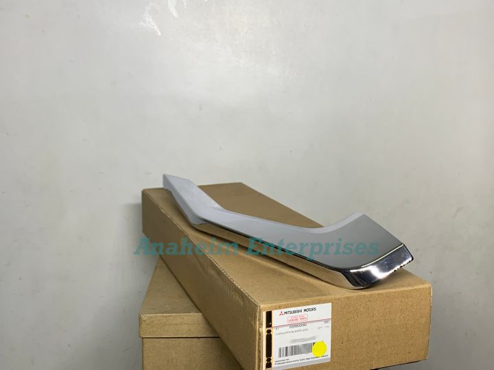 Mitsubishi Xpander Cross Bumper Garnish Chrome Lower Front Right Hand ...