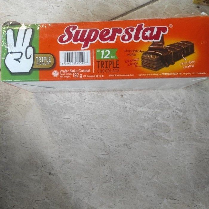wafer triple superstar 1 dus isi 12 pcs | Lazada Indonesia