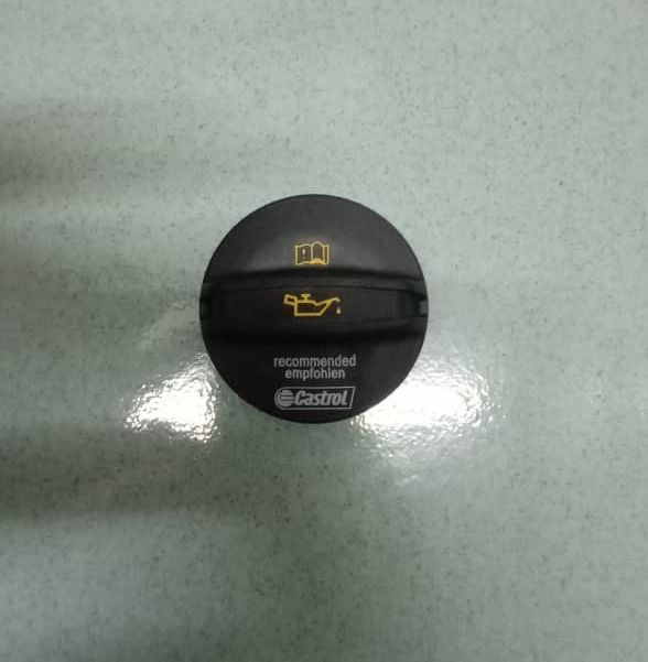 06K103485A 06G103485 ENGINE OIL CAP VW PASSAT B8 GOLF MK7 AUDI A4 2013 ...