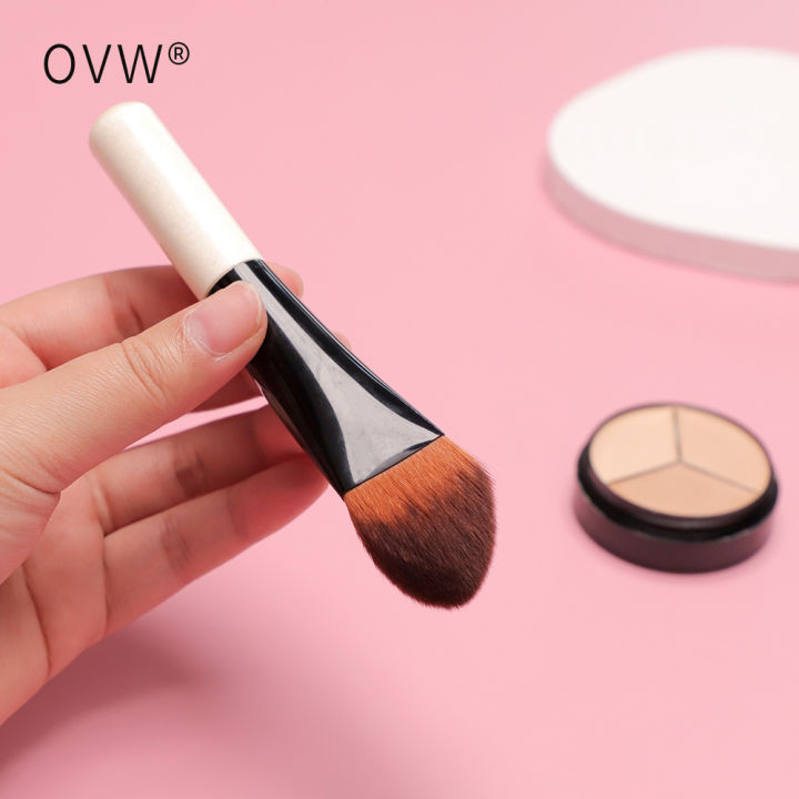 OVW Triangular Three-Dimensional Foundation Brush Concealer Brush BB3J ...