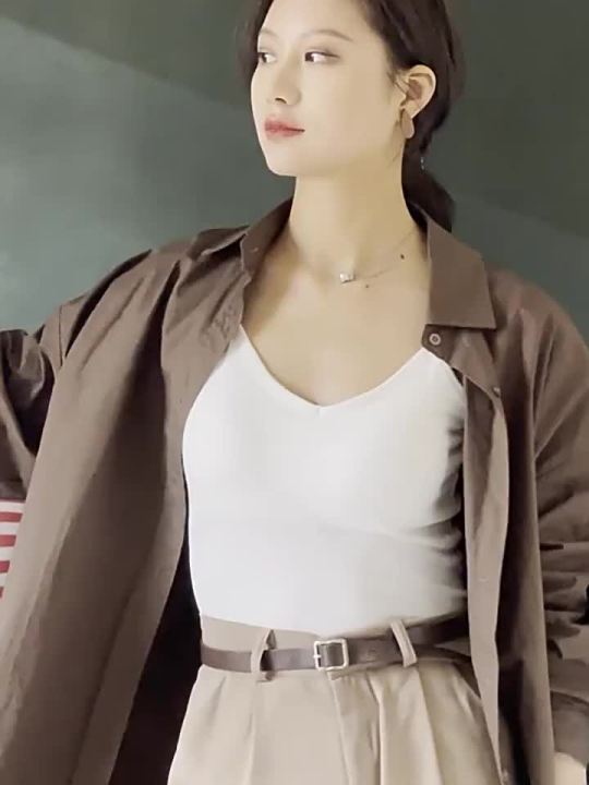 Wintin คอตตอนรูปตัวยูสายรัดขนาดเล็กสไตล์ฮอตฮิตในเน็ตสำหรับผู้หญิงใส่ ...