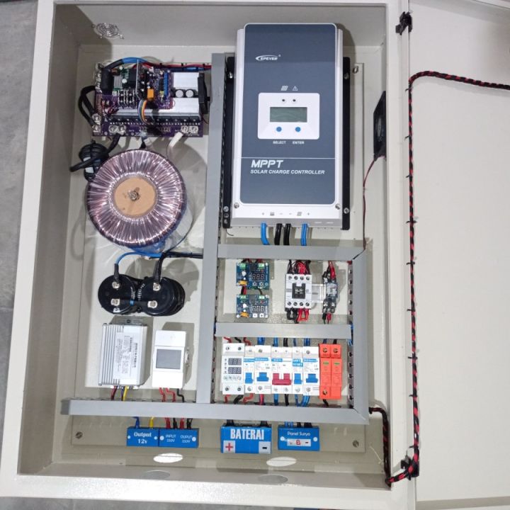 box panel plts 2000w 2200w epever 60A otomatis solar panel surya ...