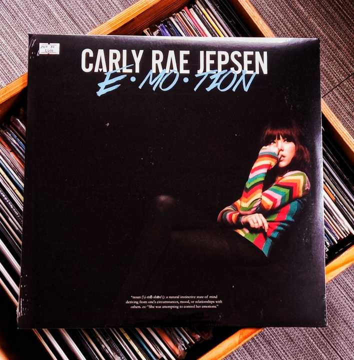 Carly Rae Jepsen – E•MO•TION | Vinyl LP Plaka The Grey Market Records | Lazada PH