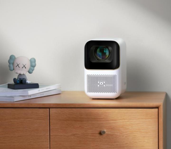 Formovie Xming Mini Projector Q1 Pro | Lazada PH