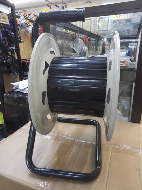 High Quality 4 Socket-Outlets Cable Reel with Overheat Overload ...