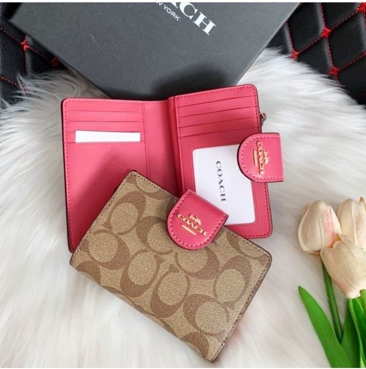 Coach C0082 Medium Corner Zip Wallet In Signature Canvas - Khaki/Pink ...