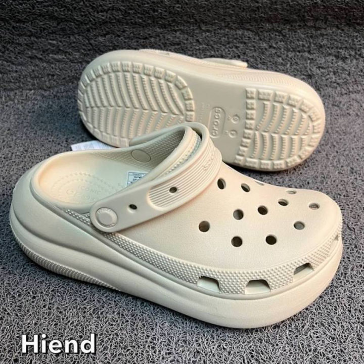 Buy 1 pair get 4 Jibbitzs free Crocs Classic Platform รองเท้าแตะผู้หญิง ...