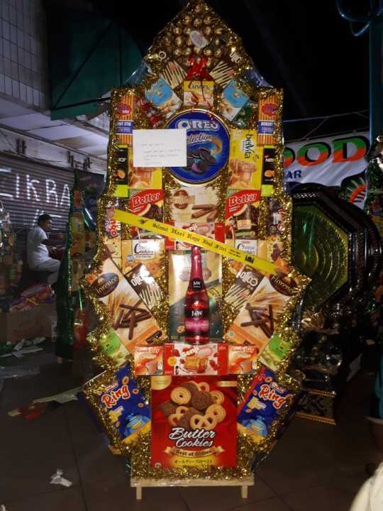 Parcel Hampers Lebaran Besar 2021 dengan Farero Coklat | Lazada Indonesia