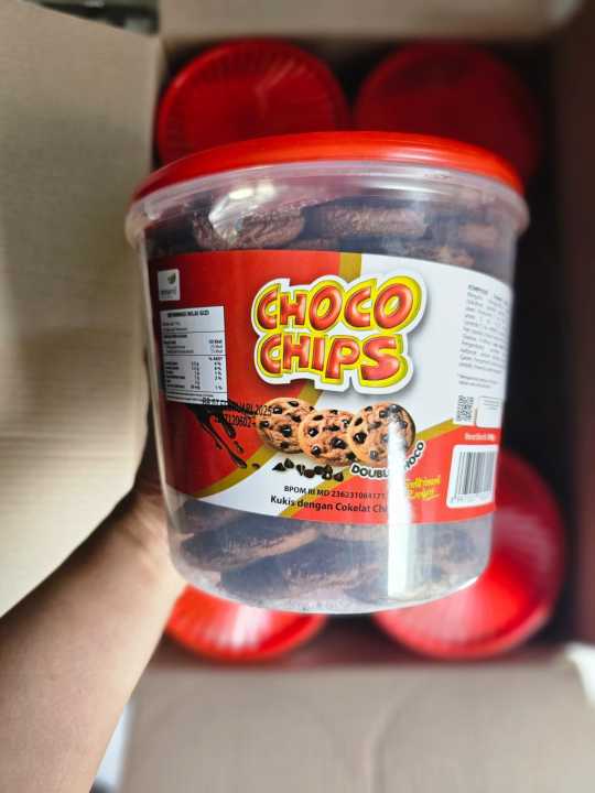 Kue Choco Chips Cookies / Kukis Choco Chips Monarre kemasan toples 540 ...