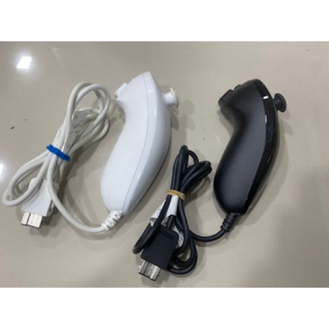 Nunchuk Nunchuck Wii นันชัค งานแท้ Nintendo สีขาว และดำ จอย | Lazada.co.th