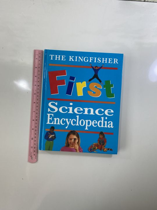 THE KINGFISHER FIRST Science Encyclopedia by Chris Oxlade Hardback ...