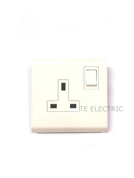 LEGRAND BELANKO 617141 13AMP SINGLE SWITCHED SOCKET OUTLET S/S/O | Lazada