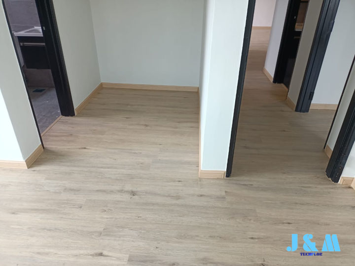 [Ready Stock] TECHFLOR 4mm SPC Click Interlocking Flooring | 5 pcs | 12 sqft/1.115sqm | 1220mm x ...