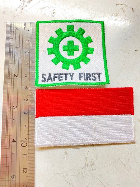 Badge Logo Bendera Merah Putih dan K3 Safety First | Lazada Indonesia