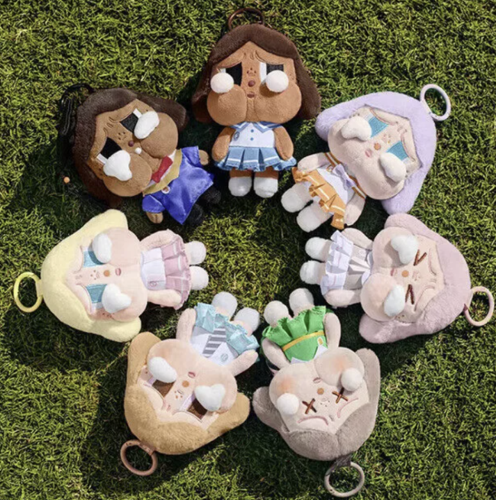 🤣พร้อมส่ง( ไม่ต้องรอ ไม่ต้องสุ่ม) CRYBABY ตุ๊กตานุ่มห้อย🤣POPMART ...