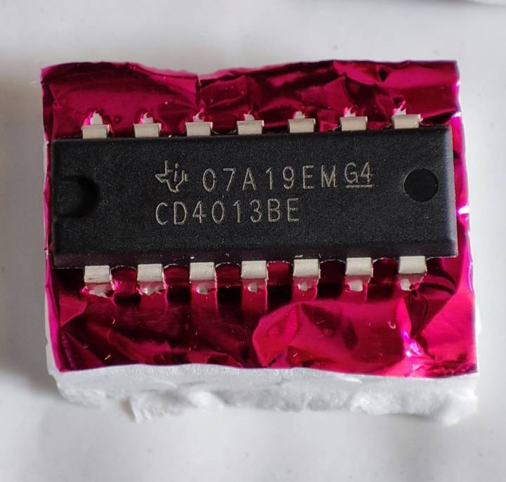 1 PCS 4013 CD4013 CD4013BM SOP 14 Dual D ประเภท Flip Flop/ ชิปลอจิกใหม่ ...