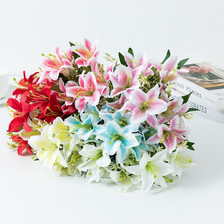 1 Bucket Isi 7 Kelopak Bunga Lily Artificial Flowers Cocok Untuk ...
