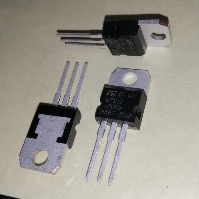 BTB12 600BW 600 BTB12600BW BTB12-600BW Triacs Triac To-220 12A 600V | Lazada Indonesia