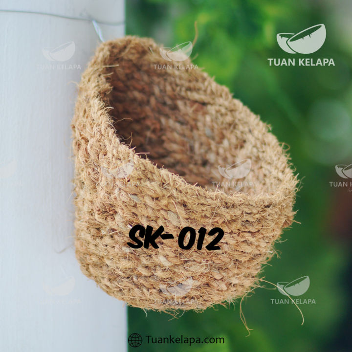 Pot Tempel Dinding Kerucut Pendek / Hiasan Dinding / Pot Sabut Kelapa ...