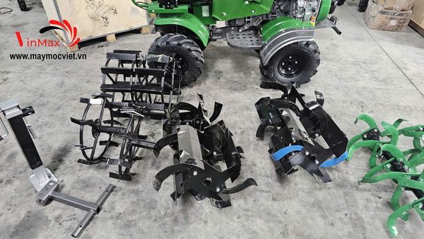 Máy Xới Đất Ngồi Lái Mini 2 Cầu Turbo 18HP TBL198