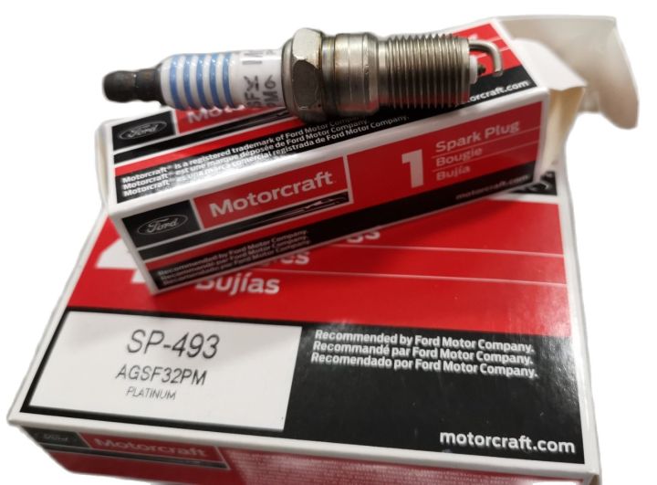 Ford Motorcraft Spark Plug (PLATINUM) for Ford Expedition 1997-2006 / E ...