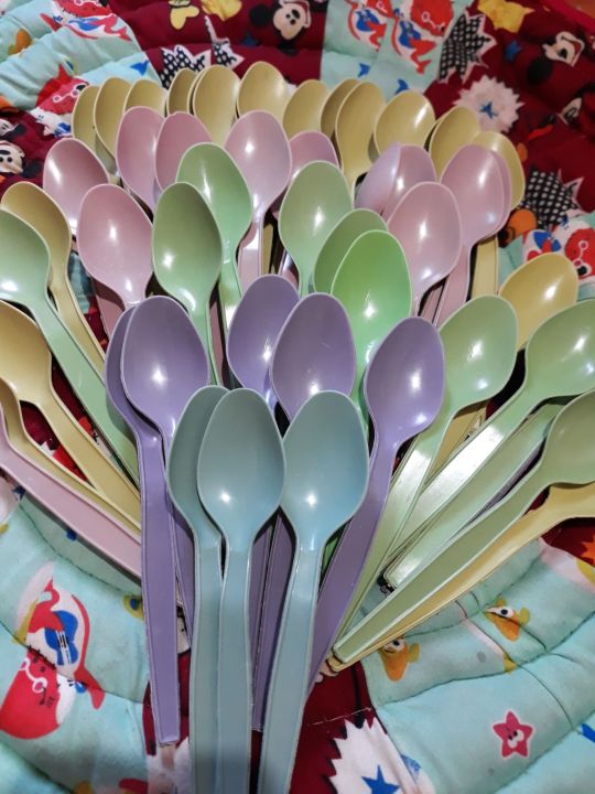 Disposable Spoon 100pcs (Assorted Color) | Lazada PH