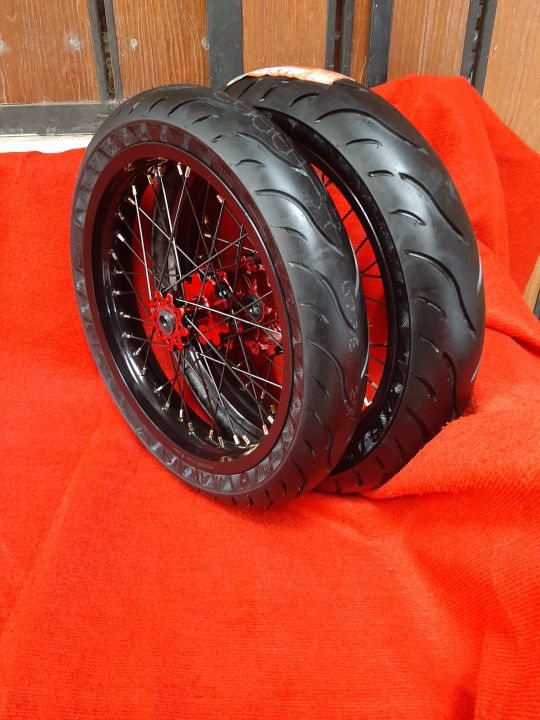 KEJUTAN SPESIAL PROMO Ban Set Supermoto CRF Ban Maxxis Baru Harga Promo ...