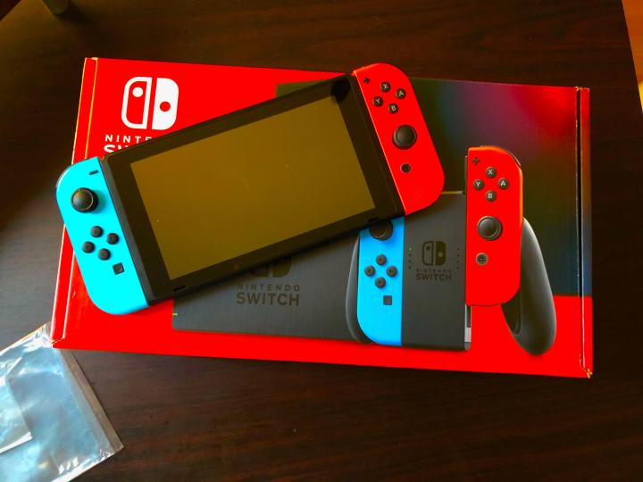 Nintendo Switch V2 NEON FULLBOX (2ND) LIKENEW + Switch V2 hack FULLGAME ...