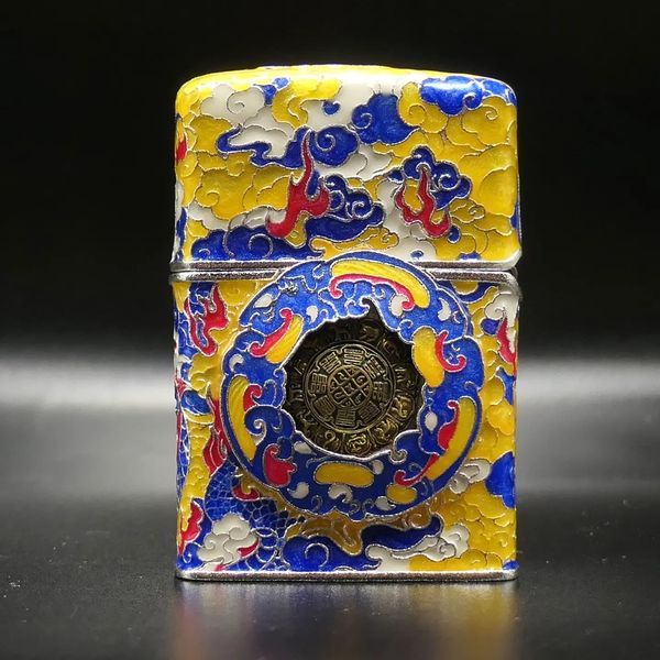 ZCN0125 Zippo Luminous 4 Beasts - Silver (Glow in the Dark) ของแท้ รับ ...