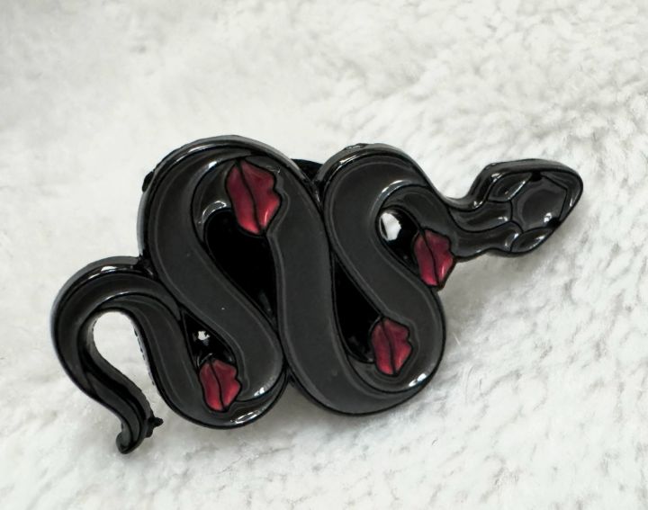 Taylor Swift Merch Pins Reputation Snake | Lazada PH